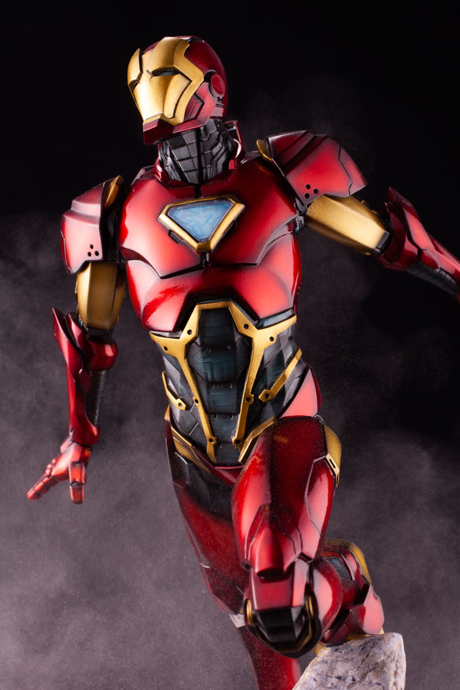 Marvel ArtFX Premier 1/10 Scale Pre-Painted Model Kit: Iron Man ...